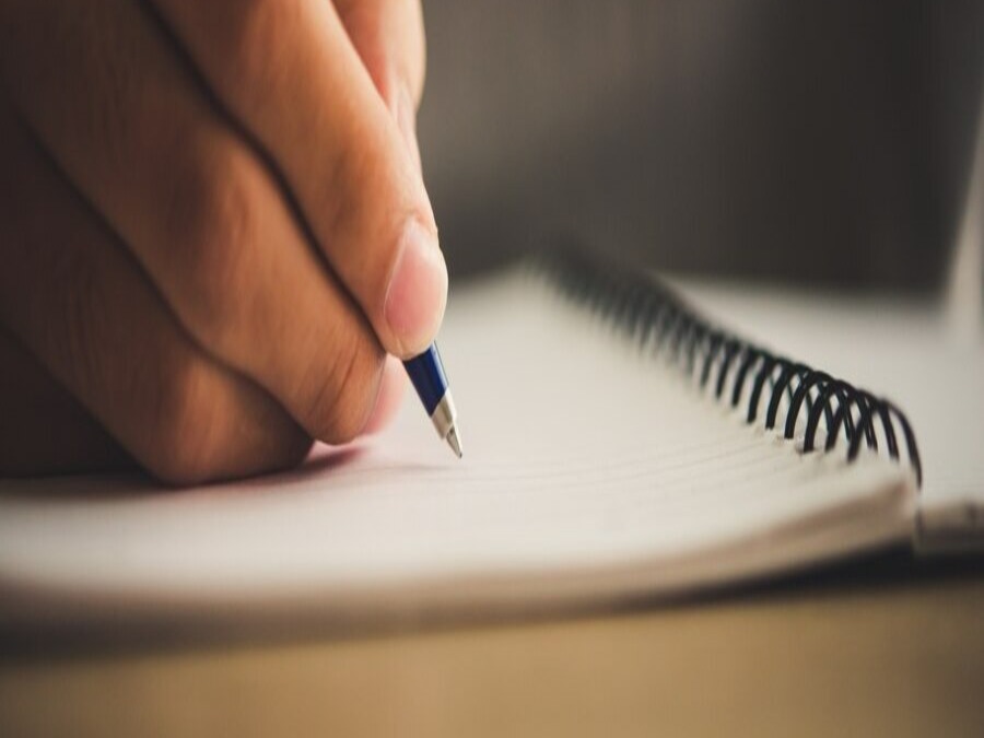 9 Simple Tips to Enhance Your Handwriting and Make It Beautiful